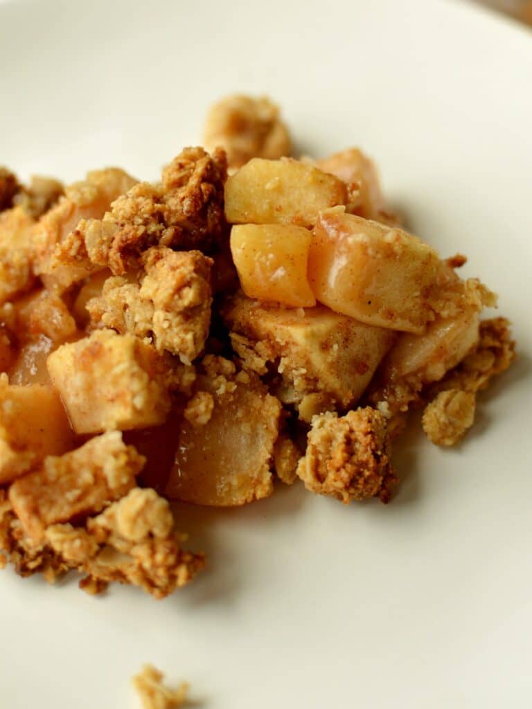 Healthy Apple Crumble - caramel and cashews