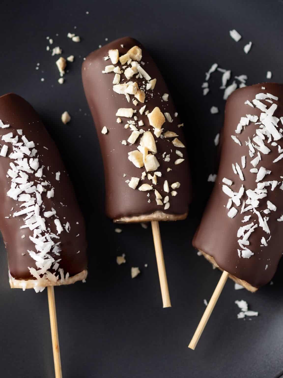 17+ Best Frozen Banana Recipes - caramel and cashews