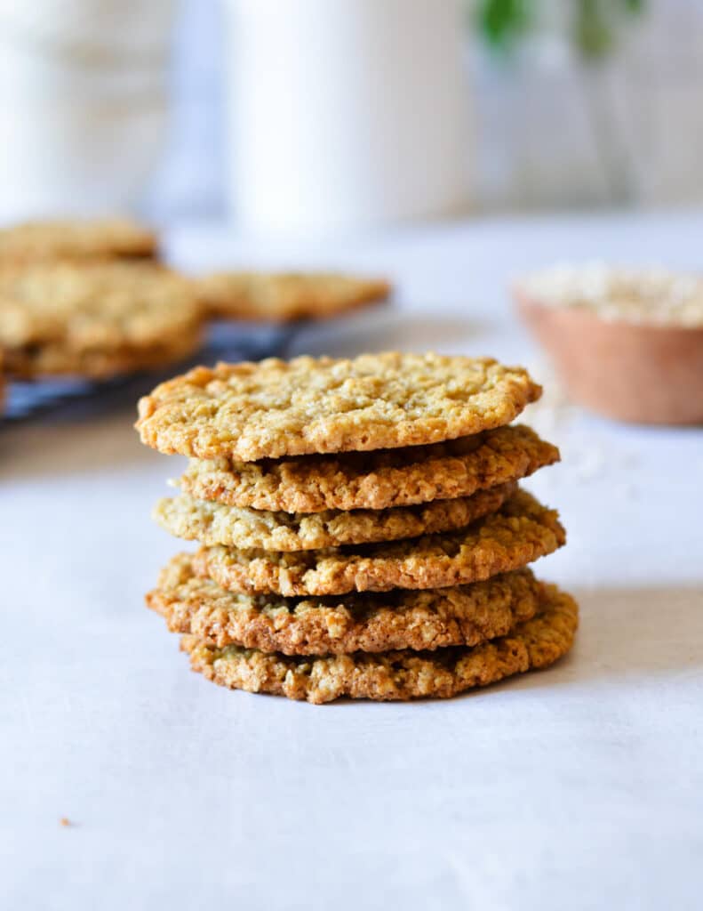 Flourless Oatmeal Cookies - caramel and cashews