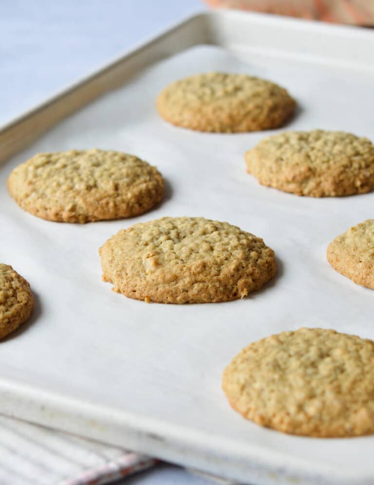 Instant Oatmeal Cookies - caramel and cashews