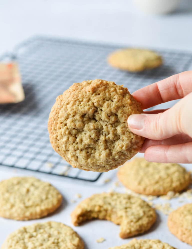 Instant Oatmeal Cookies - caramel and cashews