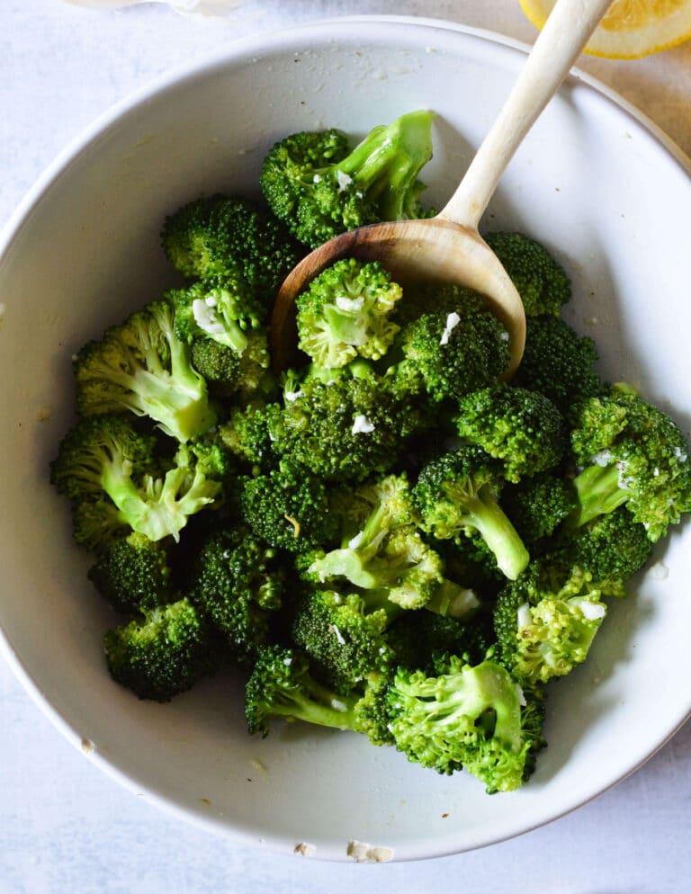 10 Minute Garlic Butter Broccoli - caramel and cashews
